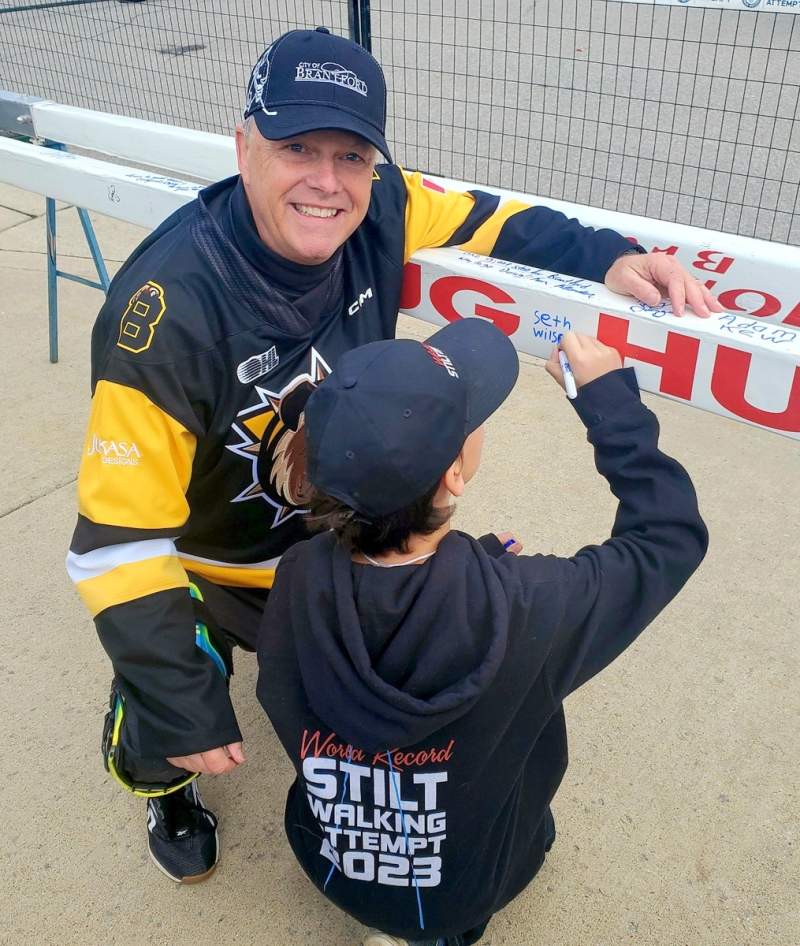 It's official! Guinness recognizes Doug Hunt as 'World's tallest stilt ...